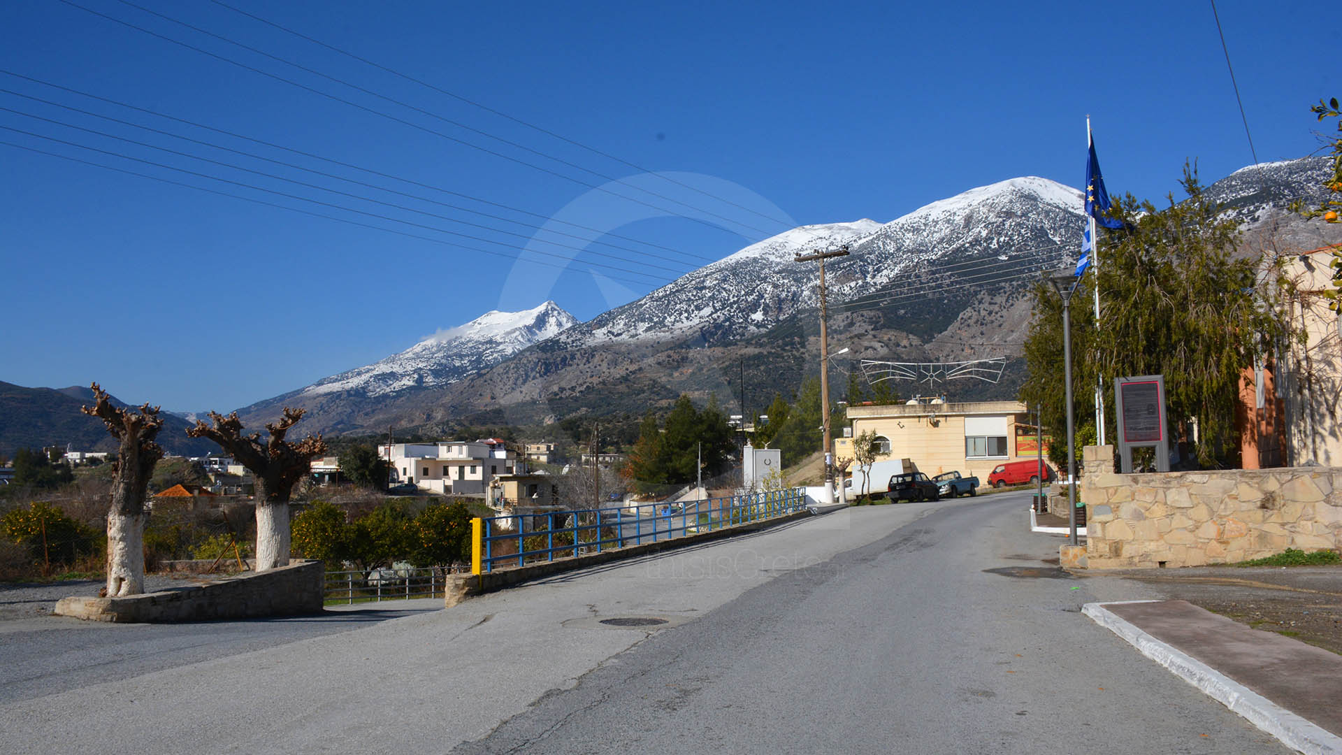 Zaros - thisiscrete . travel guide of Crete