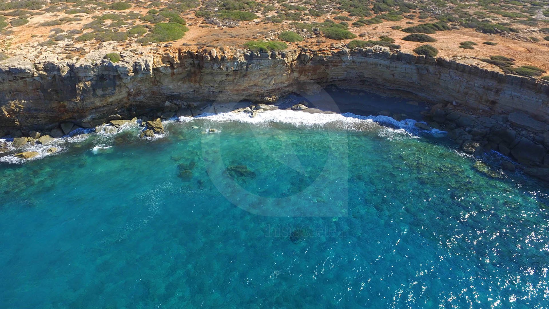 Kamara beach - thisiscrete . travel guide of Crete