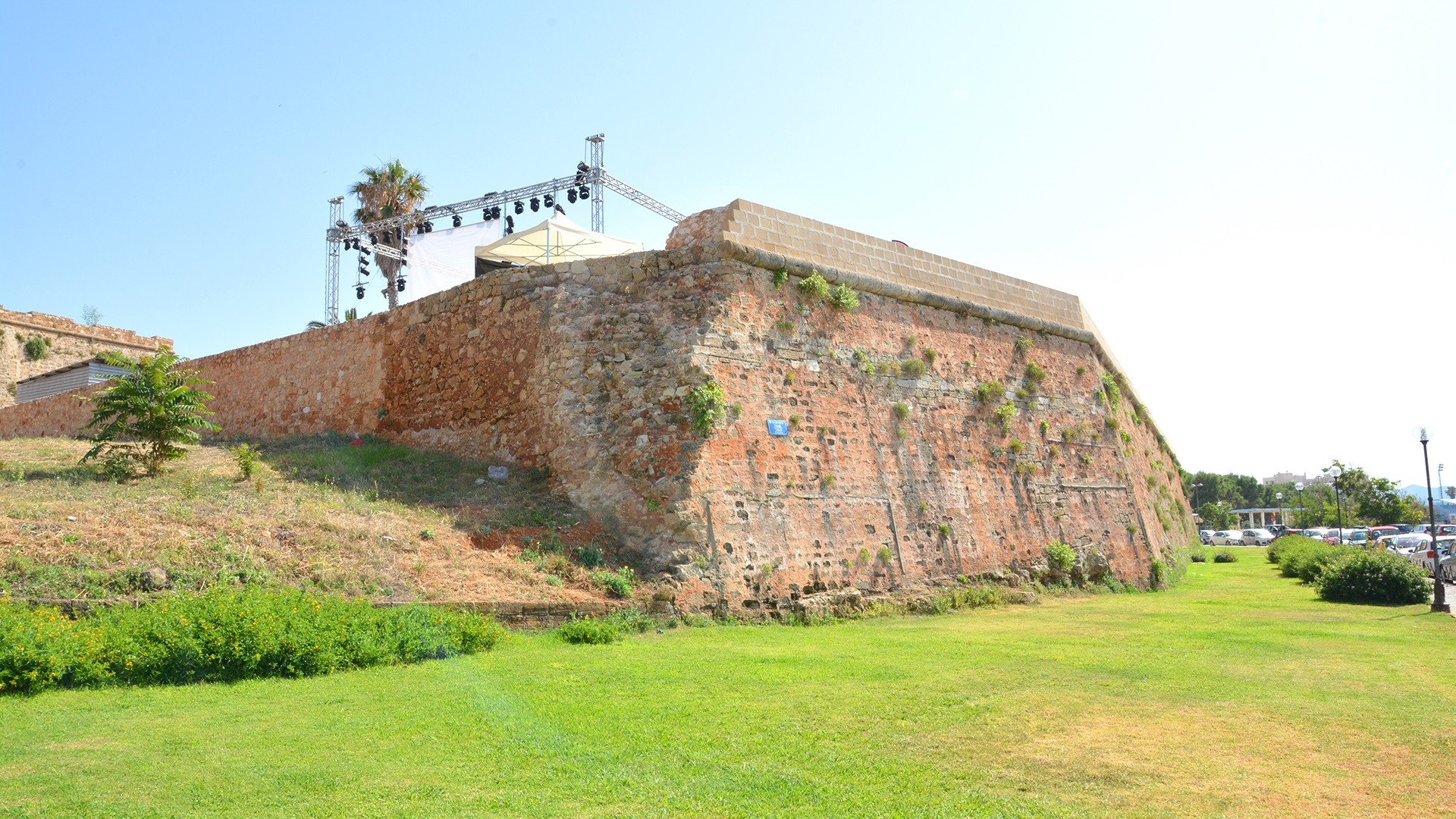 Προμαχώνας San Salvatore - thisiscrete . travel guide of Crete